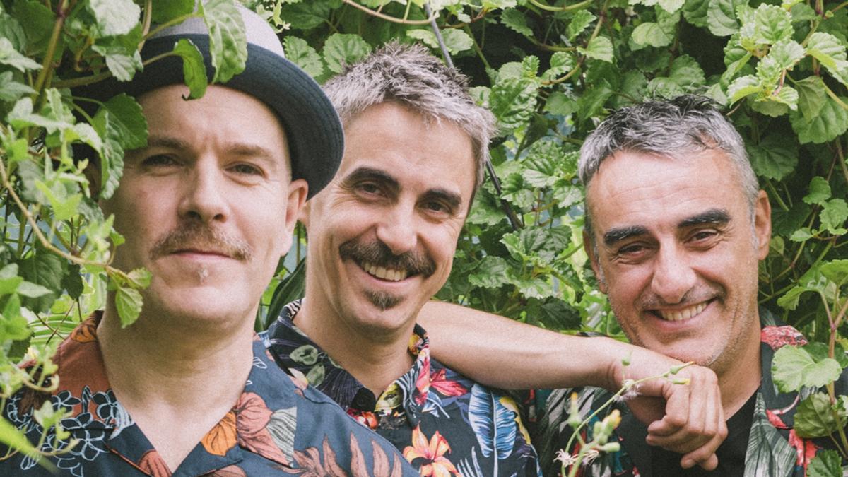 Esne Beltza, Chill Mafia eta Gatibu taldeen azken zuzenekoak – KULTUR ... Esne Beltza, Chill Mafia eta Gatibu taldeen azken zuzenekoak – KULTUR ...